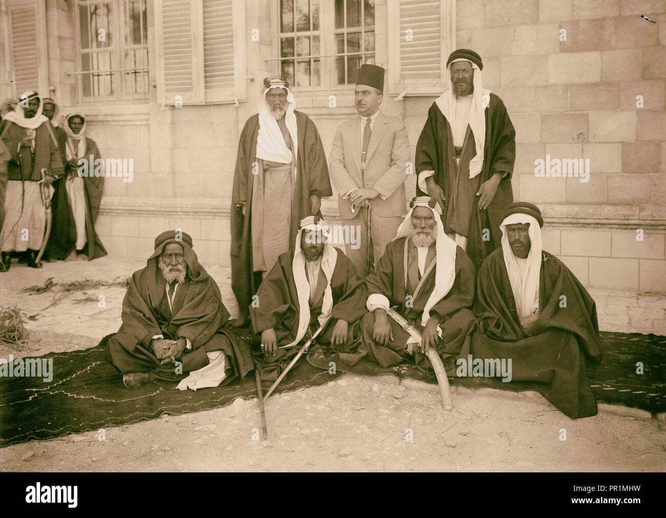Aref el Aref & Bedouin sheikhs 1934, Middle East Stock Photo - Alamy