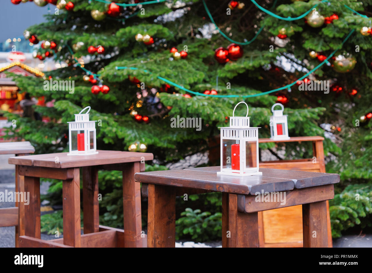 Street Lanterns in Christmas Market at Kaiser Wilhelm Memorial Church ...