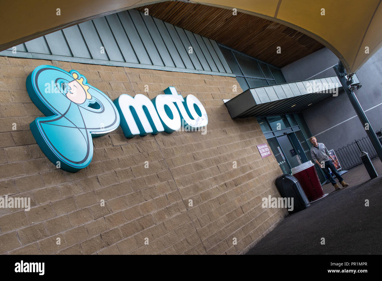 Moto service station uk hi-res stock photography and images - Alamy