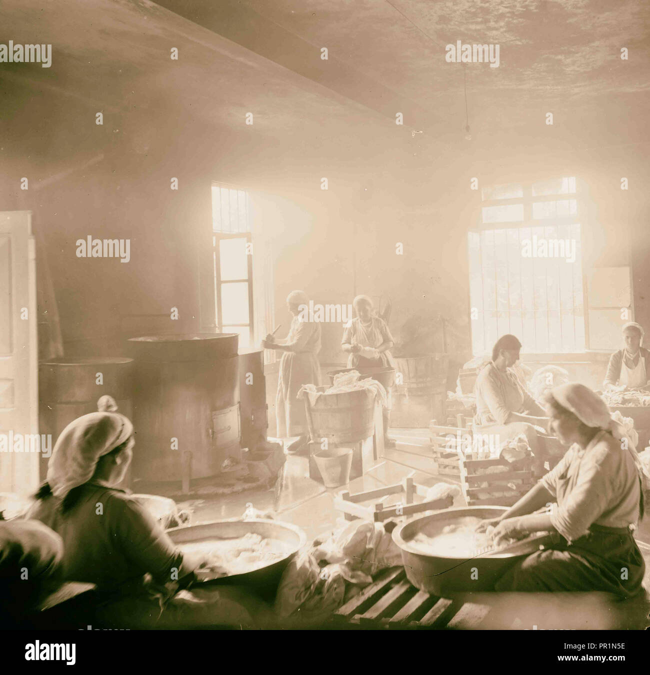 Hospital wash hi-res stock photography and images - Alamy