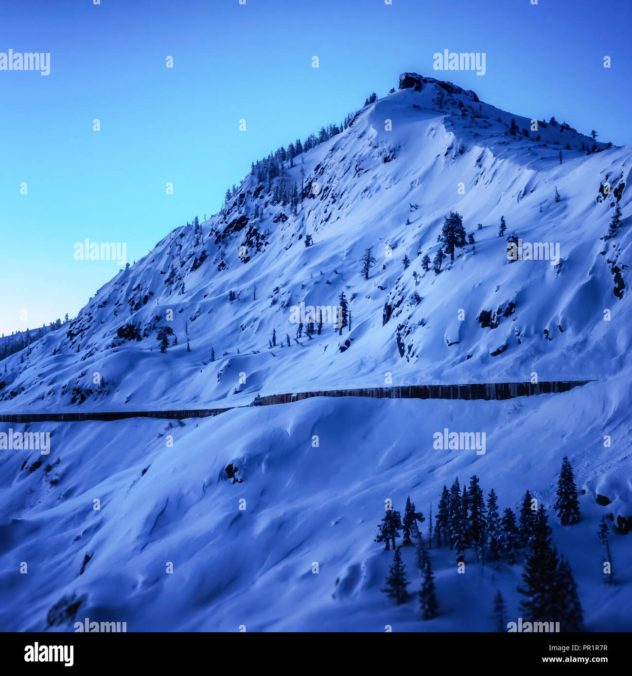 Donner summit hi-res stock photography and images - Alamy
