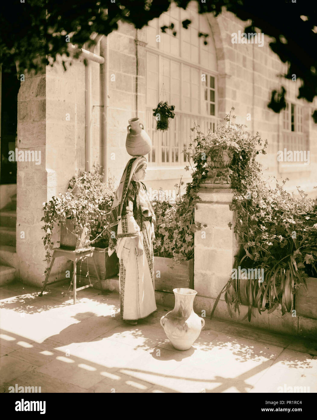 Ram woman hi-res stock photography and images - Alamy