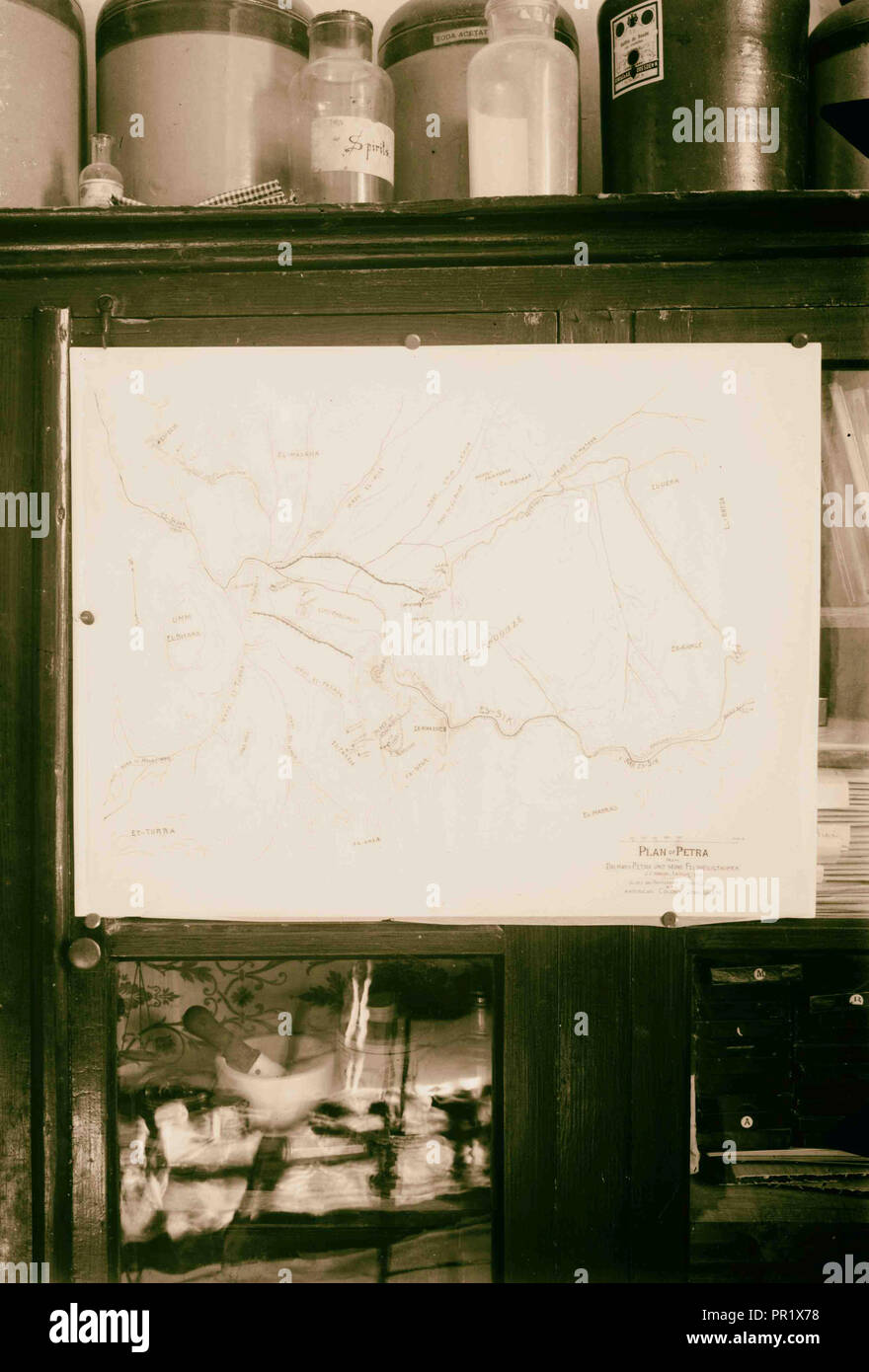 Map of Petra. 1898, Jordan, Petra, Extinct city Stock Photo - Alamy