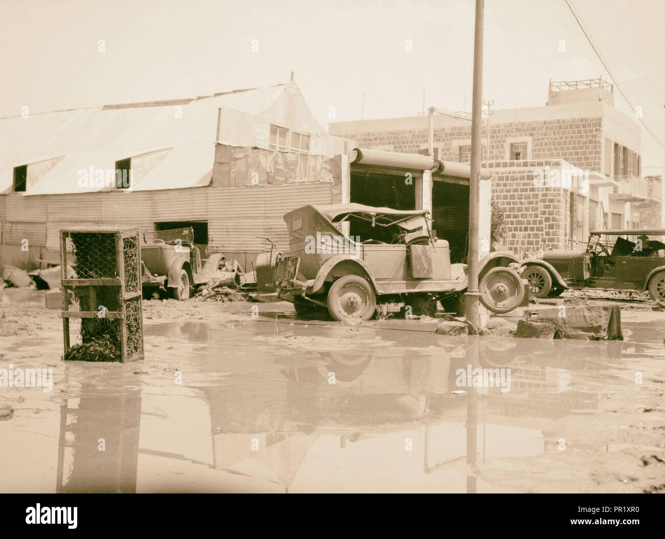 Flood-war damage 1925, Middle East Stock Photo - Alamy