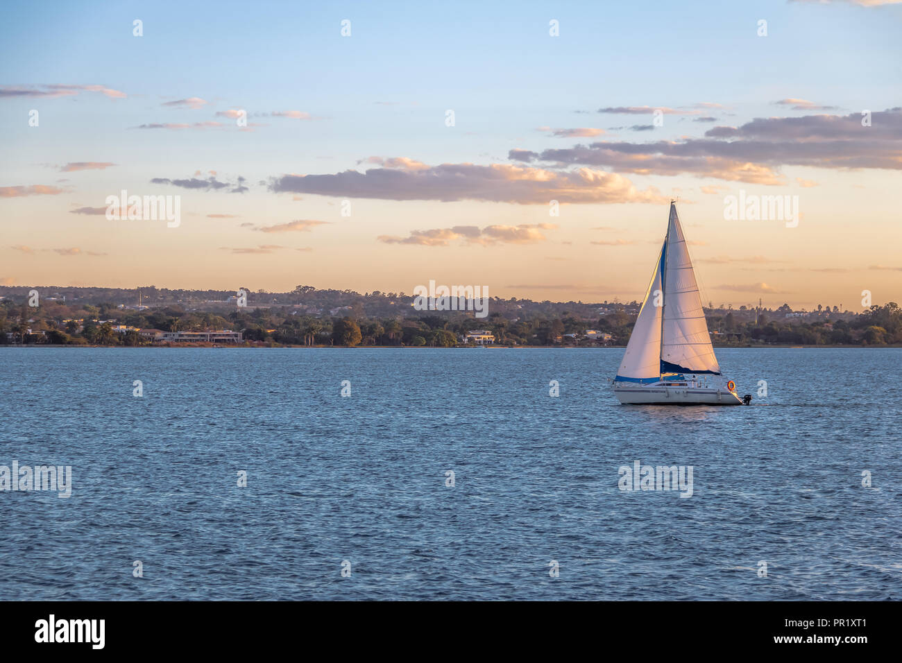 Lago paranoa brasilia hi-res stock photography and images - Alamy