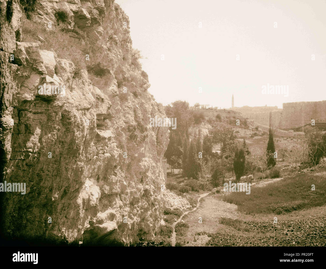 Calvary jerusalem garden hi-res stock photography and images - Alamy