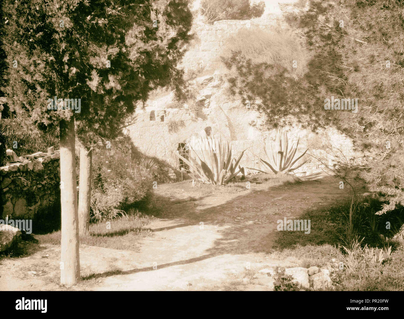 Garden Tomb & Gordon's Calvary 1935, Jerusalem, Israel Stock Photo - Alamy