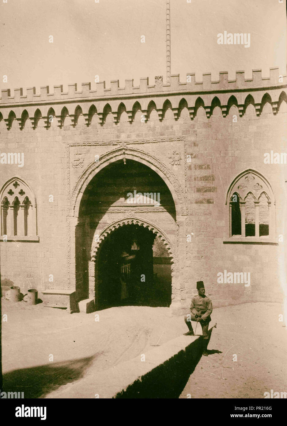 Egyptian Gateway High Resolution Stock Photography and Images - Alamy