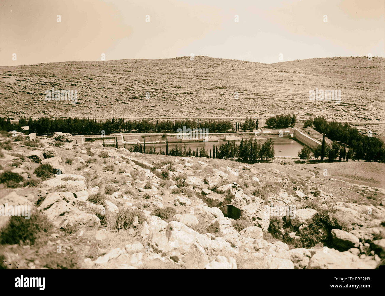 Solomon's Pools & ancient aqueducts Forking of Wadi el-Biyar aqueduct ...