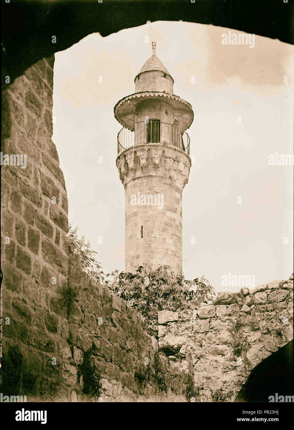 Muezzin prayer hi-res stock photography and images - Alamy