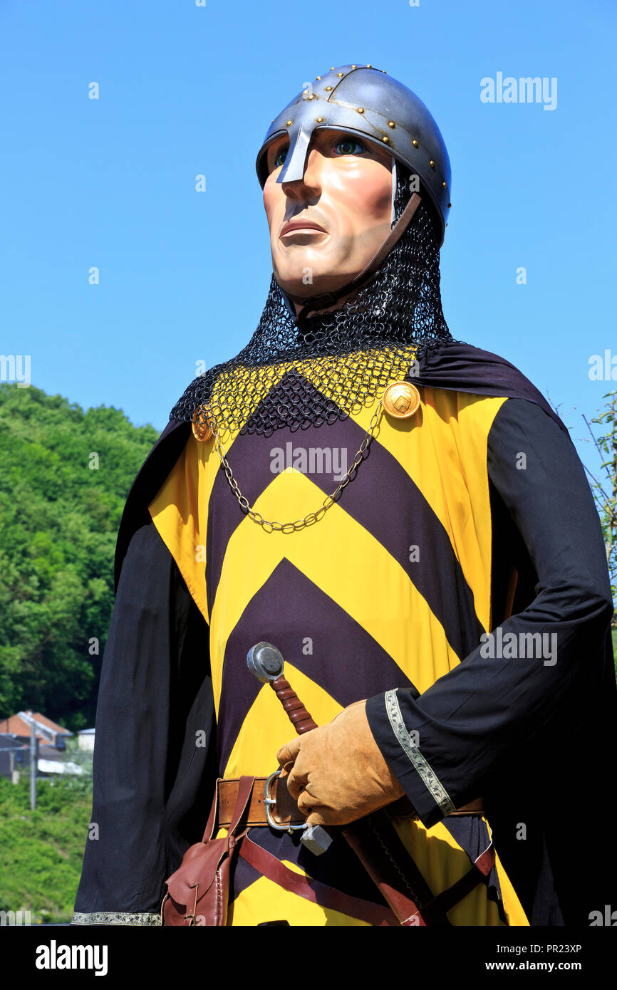 A giant medieval knight during a procession/festival in Dinant ...