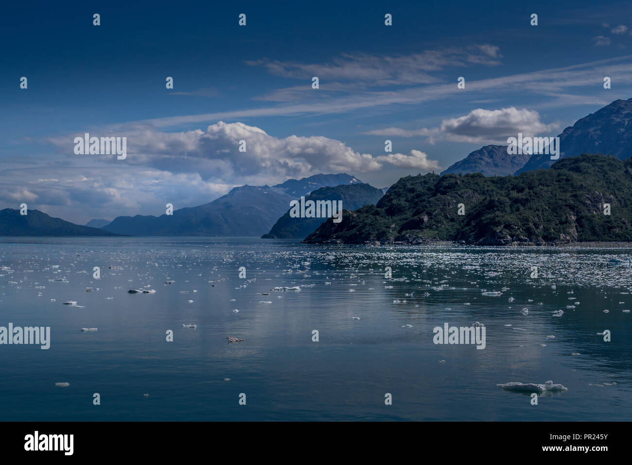 Alaska glacier bay national park winter hi-res stock photography and ...