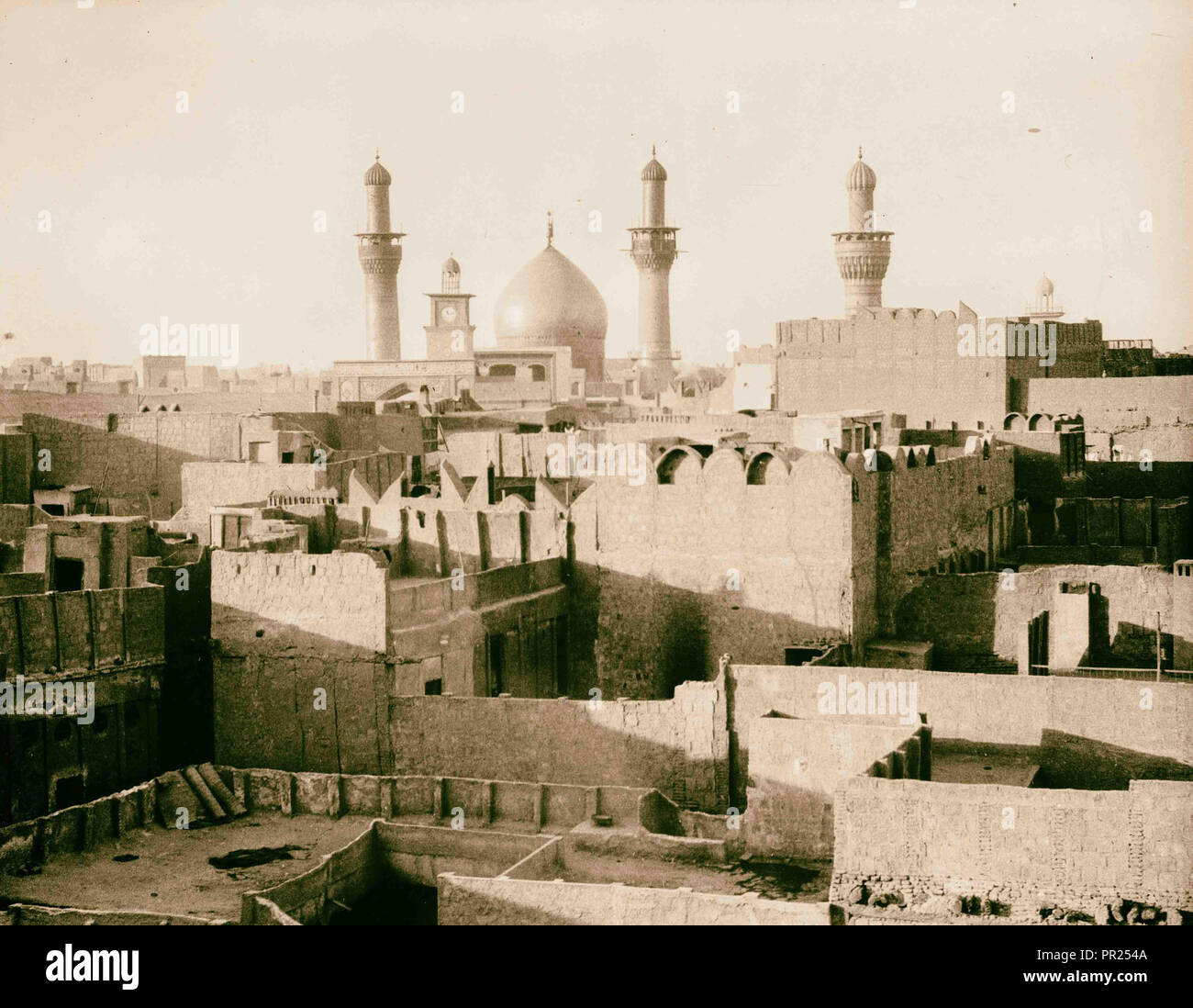 Karbala iraq hi-res stock photography and images - Alamy