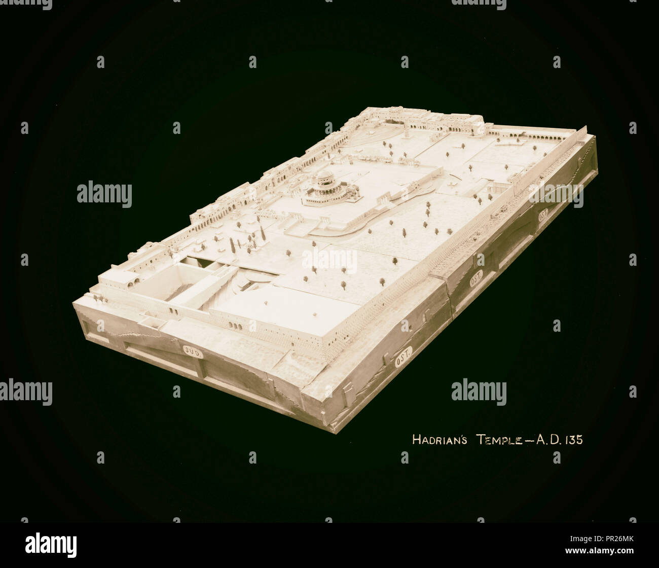 Hadrians temple hi-res stock photography and images - Alamy