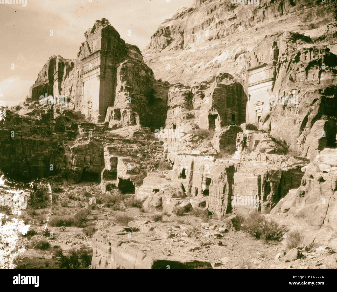 Tombs in Petra. 1898, Jordan, Petra, Extinct city Stock Photo - Alamy