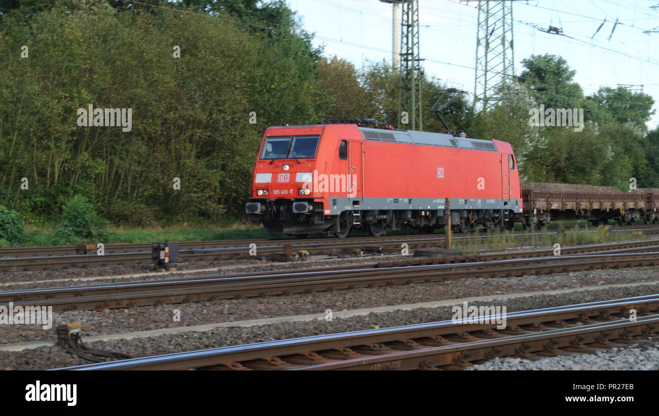 DB class 185 EuroSprinter electric powered locomotive with ballast ...