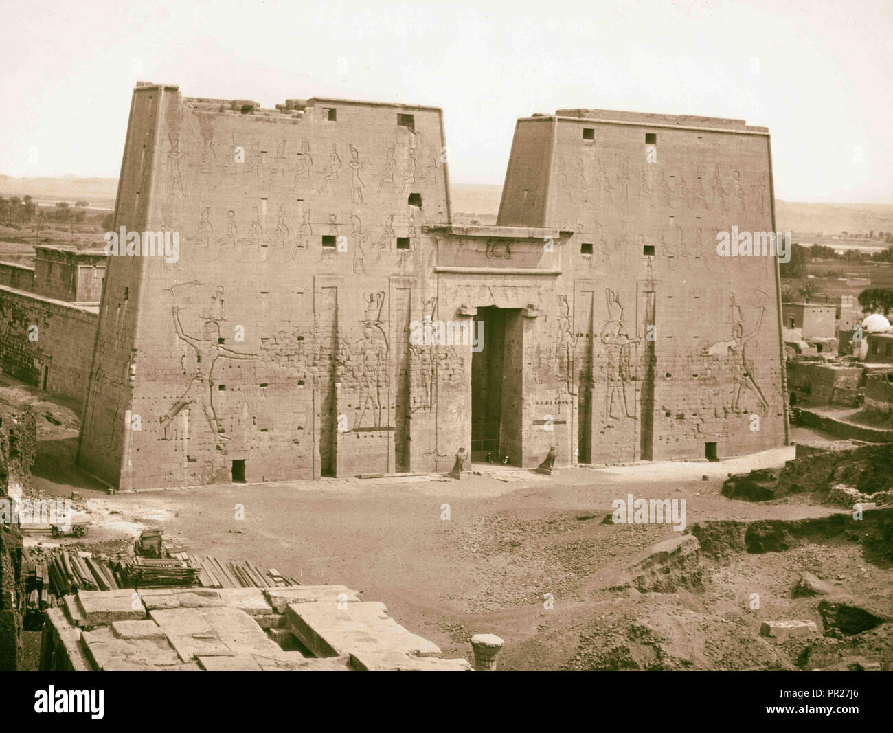 Temple of Horus. Edfu, Egypt. 1898, Egypt, Idfū Stock Photo - Alamy