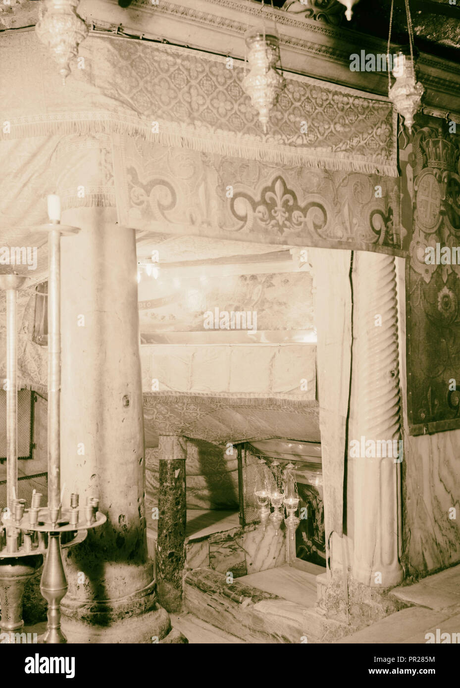 The manger, Church of the Nativity, Feb. 1945, West Bank, Bethlehem ...