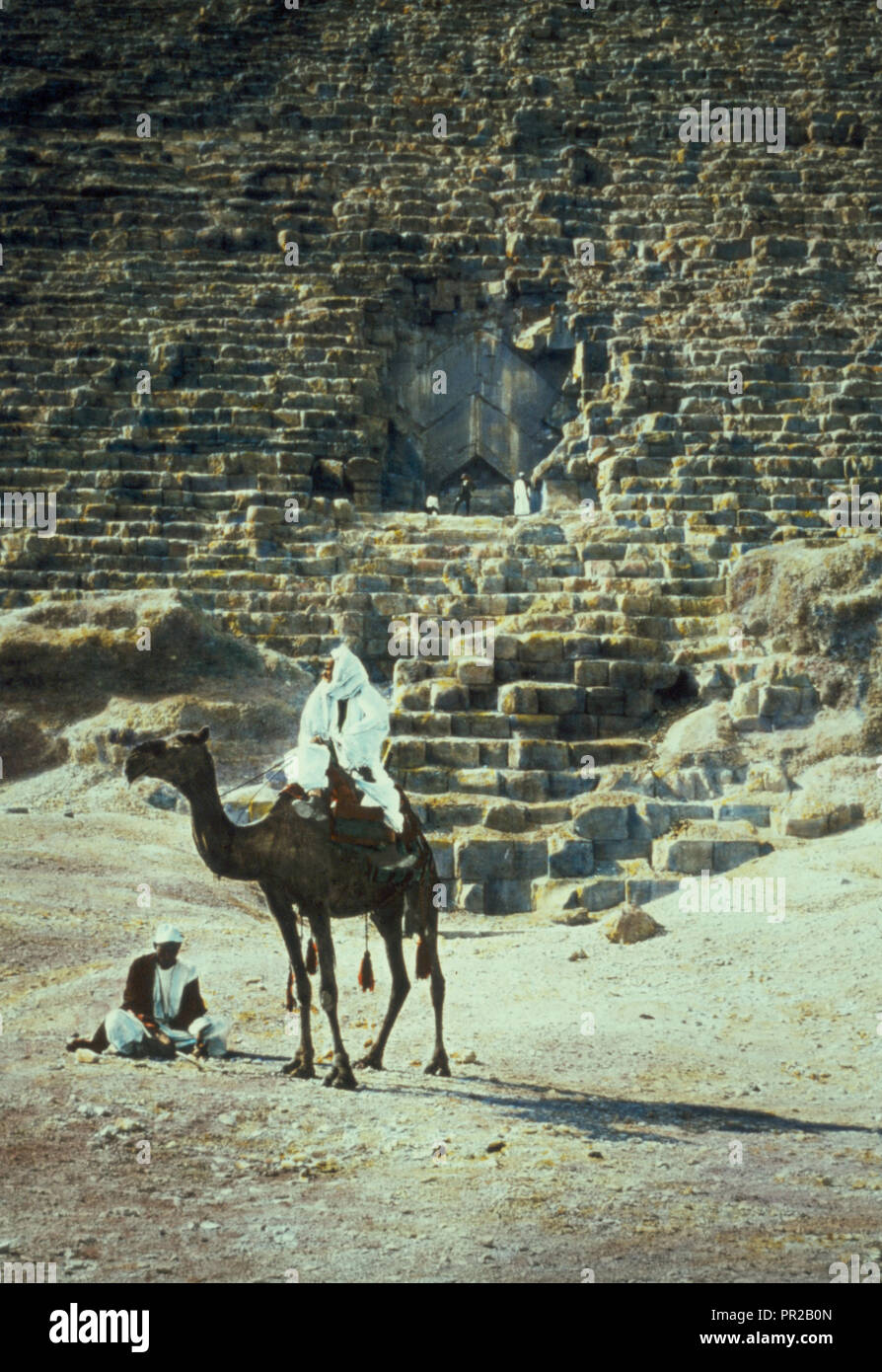 Cheops pyramid entrance hi-res stock photography and images - Alamy