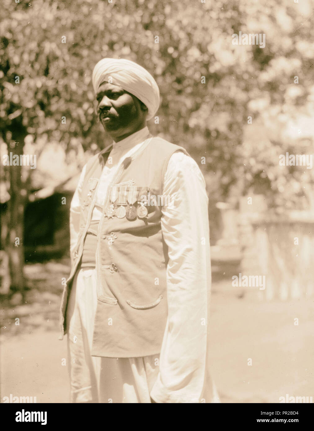 Nubian guard at gov't [i.e., government] house. Entibbe. 1936, Uganda ...