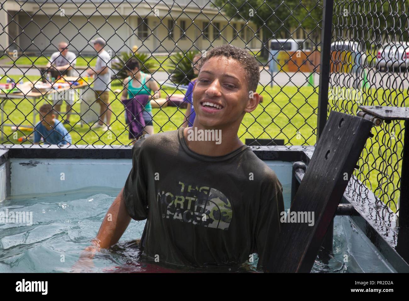 Carnival dunk tank hi-res stock photography and images - Alamy