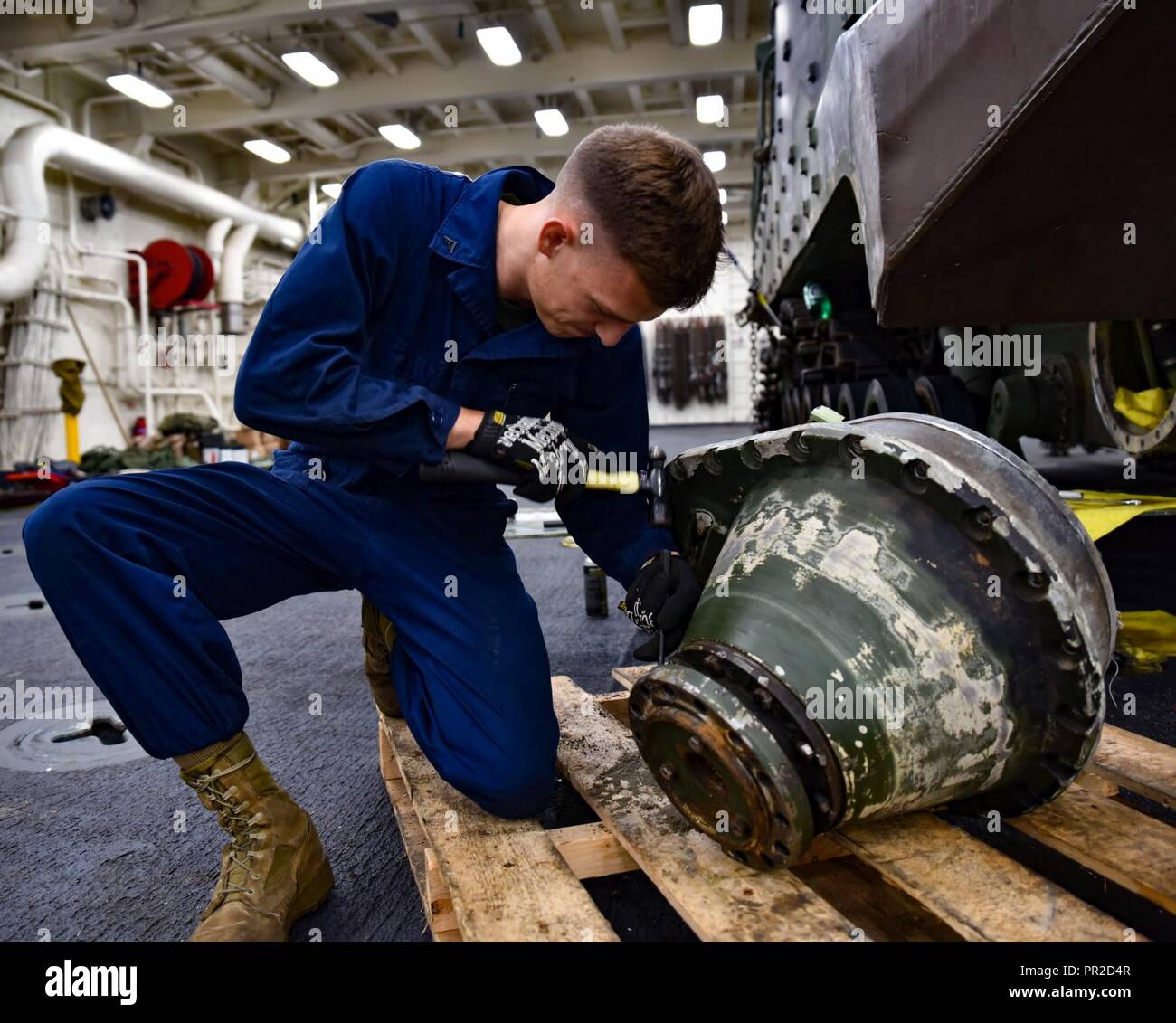 PACIFIC OCEAN - (Jul. 23, 2017) U.S. Marine Corps Lance Cpl.John Enns ...