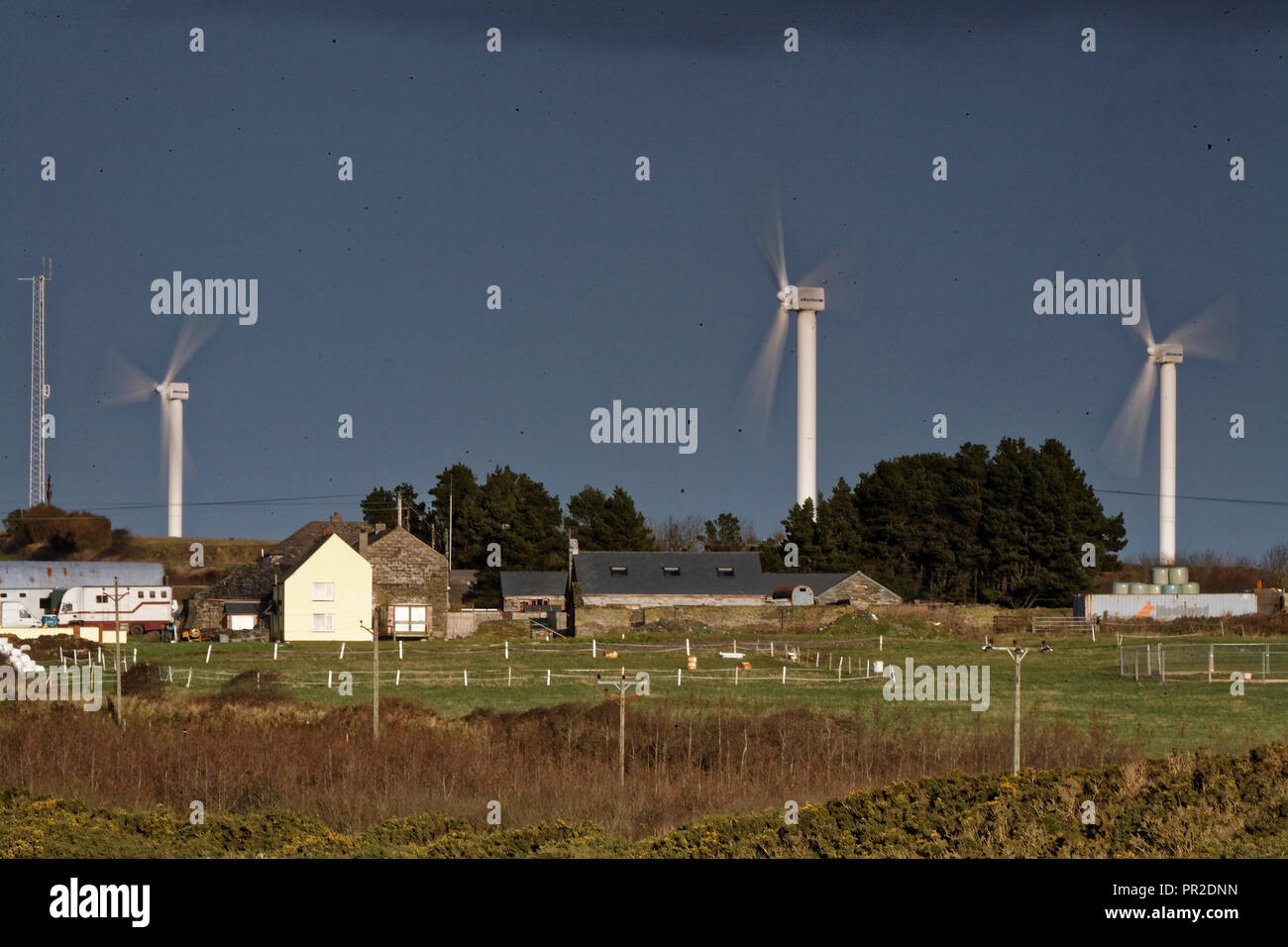 Delabole windfarm hi-res stock photography and images - Alamy