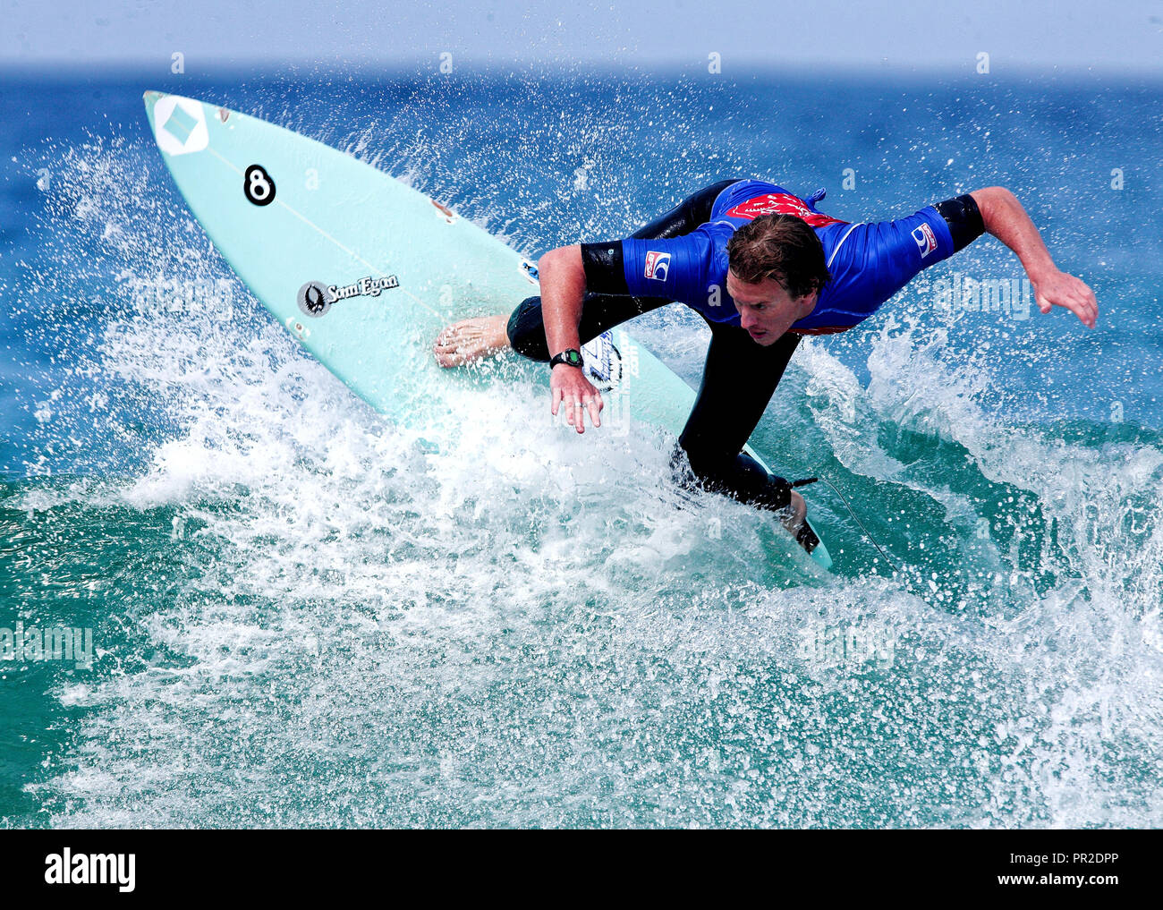 Wetsuited female surfers hi-res stock photography and images - Alamy