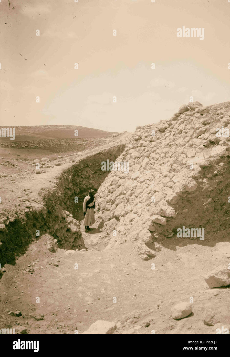 Excavations at Tell Beit Mirsim (Kirjath-Sepher) 1926. Canaanite ...