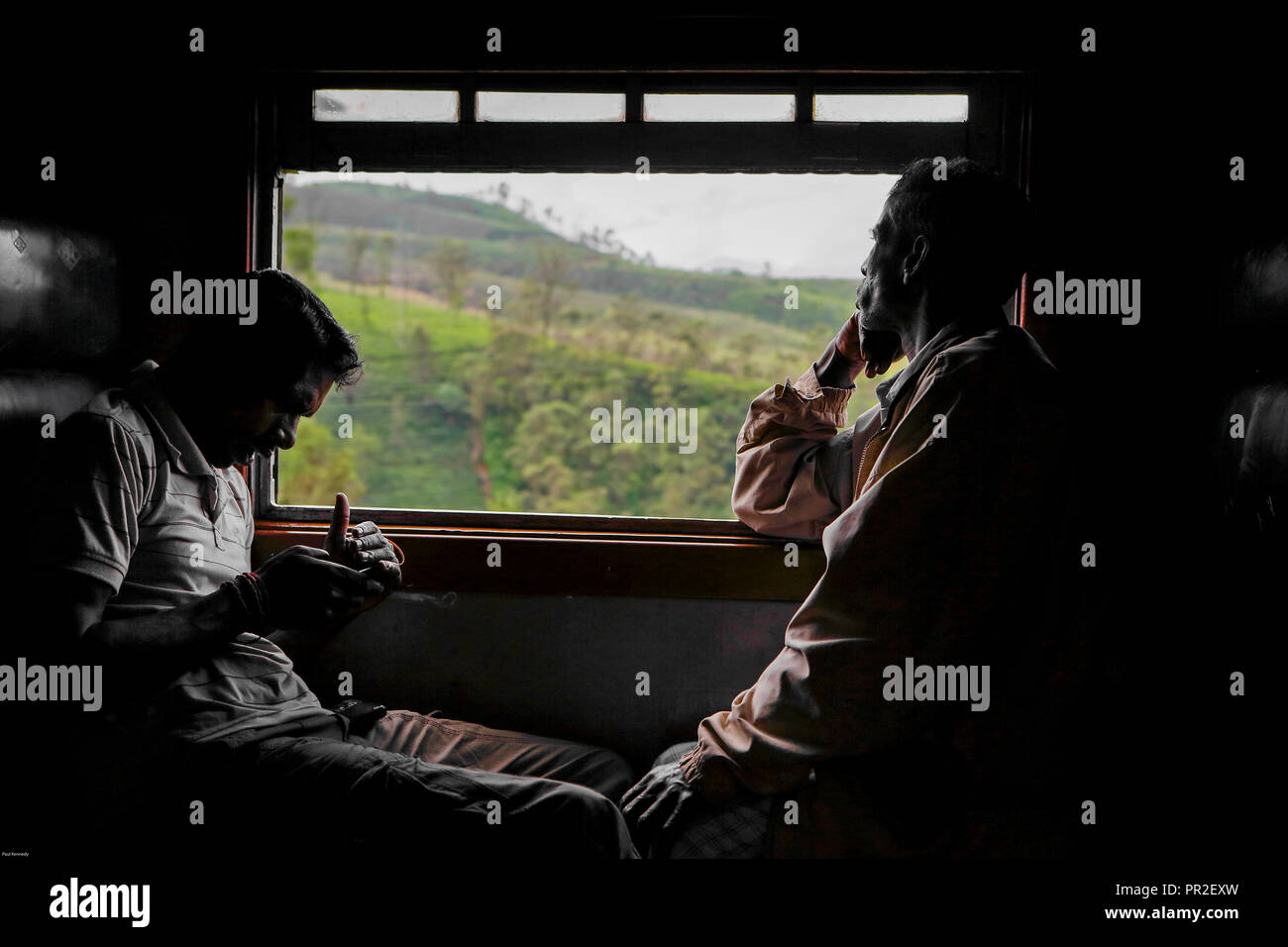 People on the Ella to Hatton train journey in the highlands of Sri ...