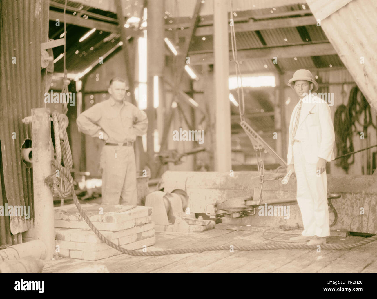 Kirkuk oil hi-res stock photography and images - Alamy