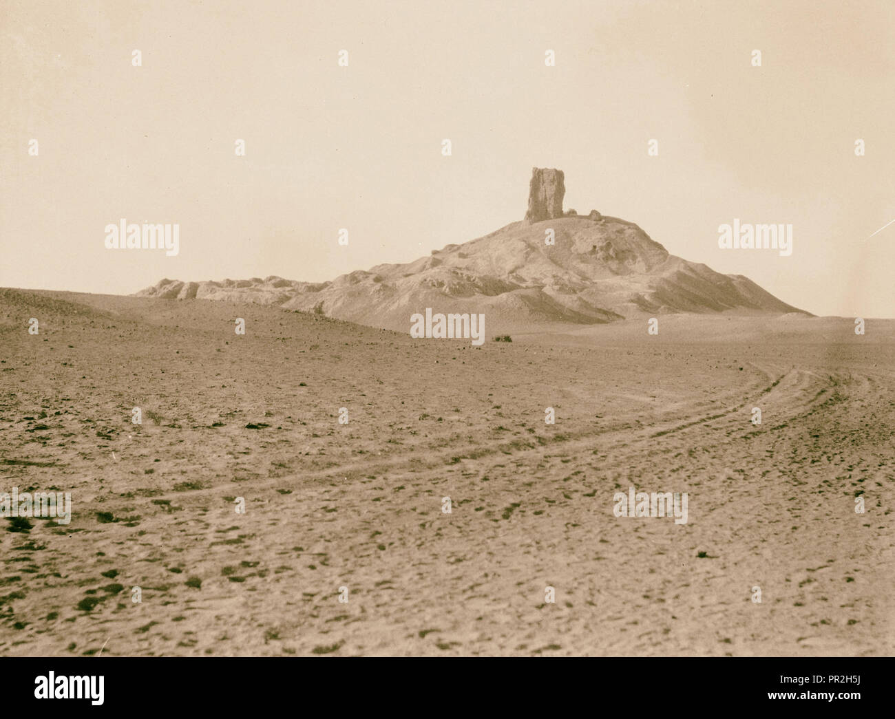 Birs-Nimrud, (Borsippa). 1932, Iraq, Borsippa Stock Photo - Alamy
