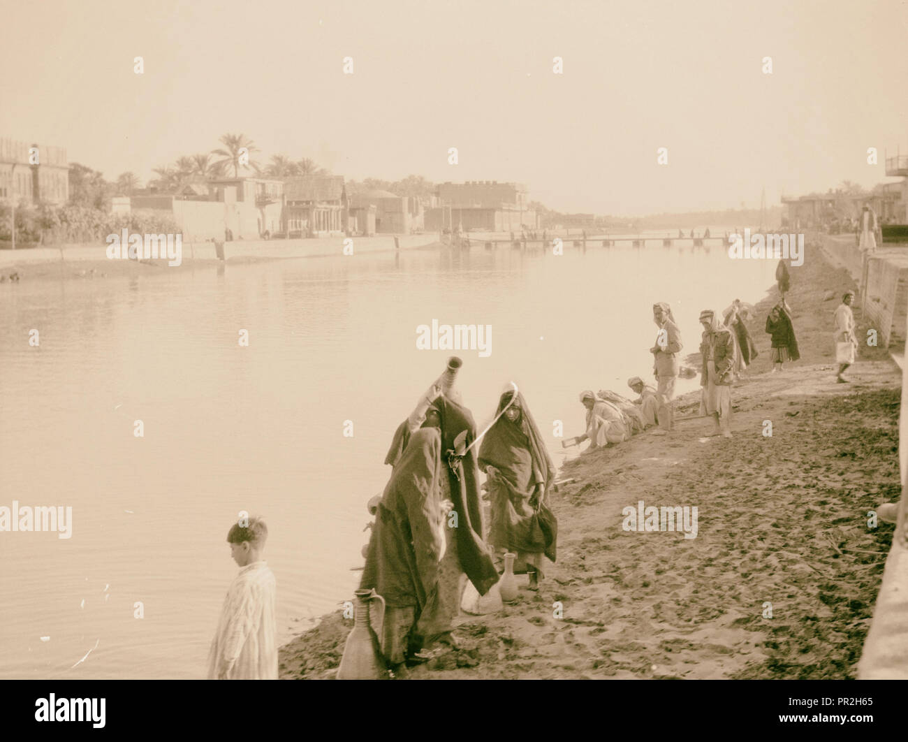 Hillah hi-res stock photography and images - Alamy