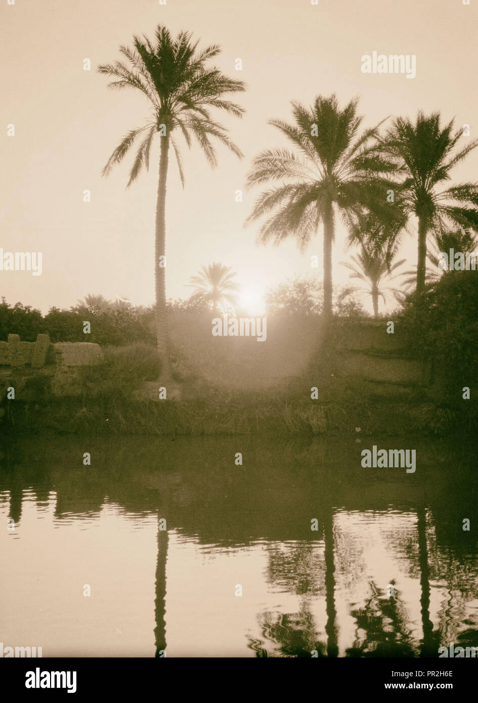 Hilla hi-res stock photography and images - Alamy