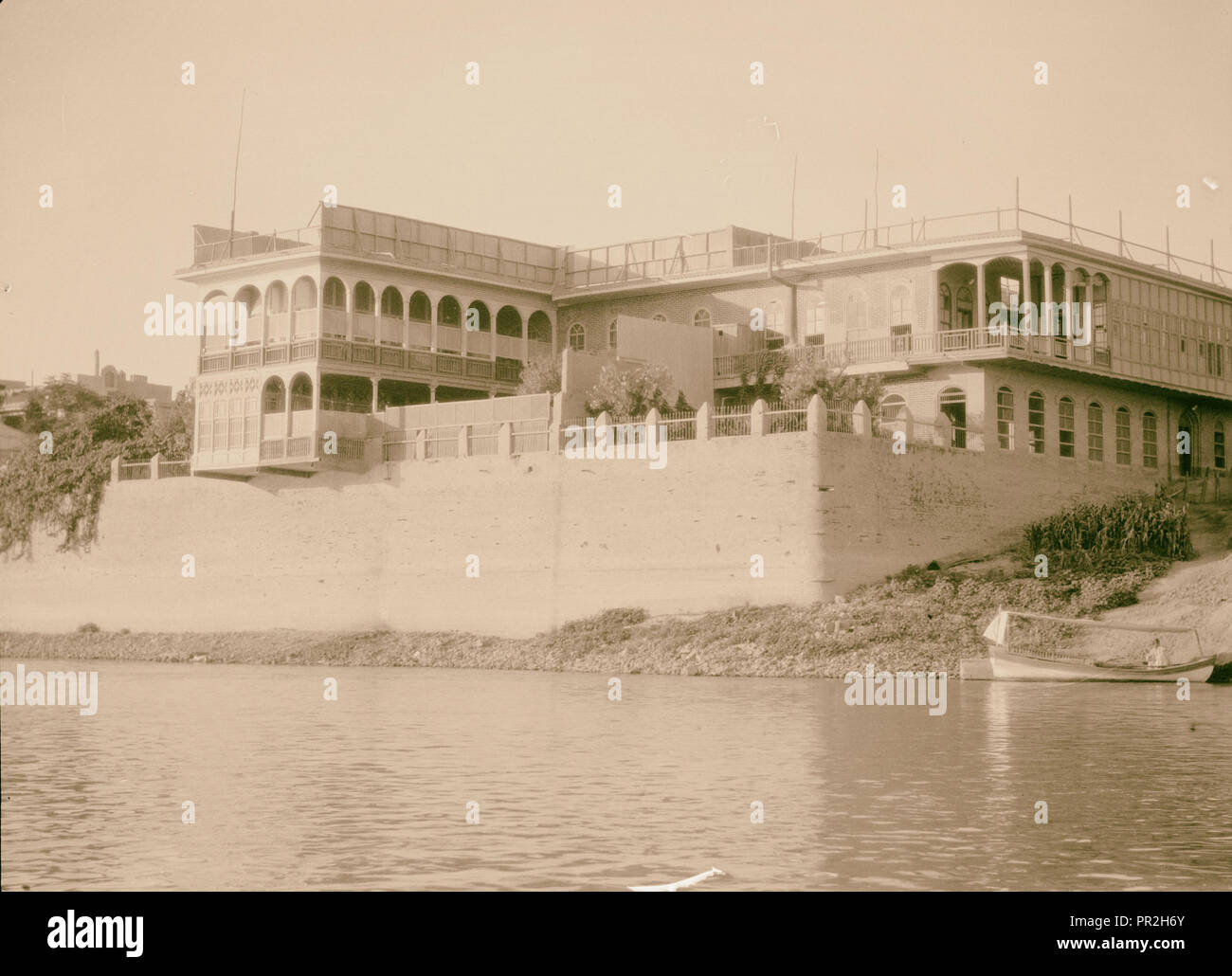 Iraq, building on waterfront. 1932, Iraq Stock Photo - Alamy