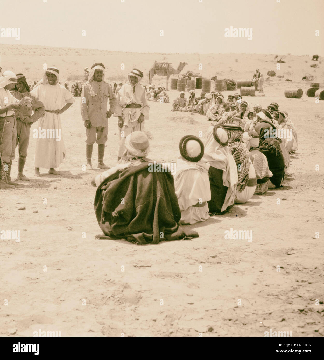 Middle east workers hi-res stock photography and images - Alamy