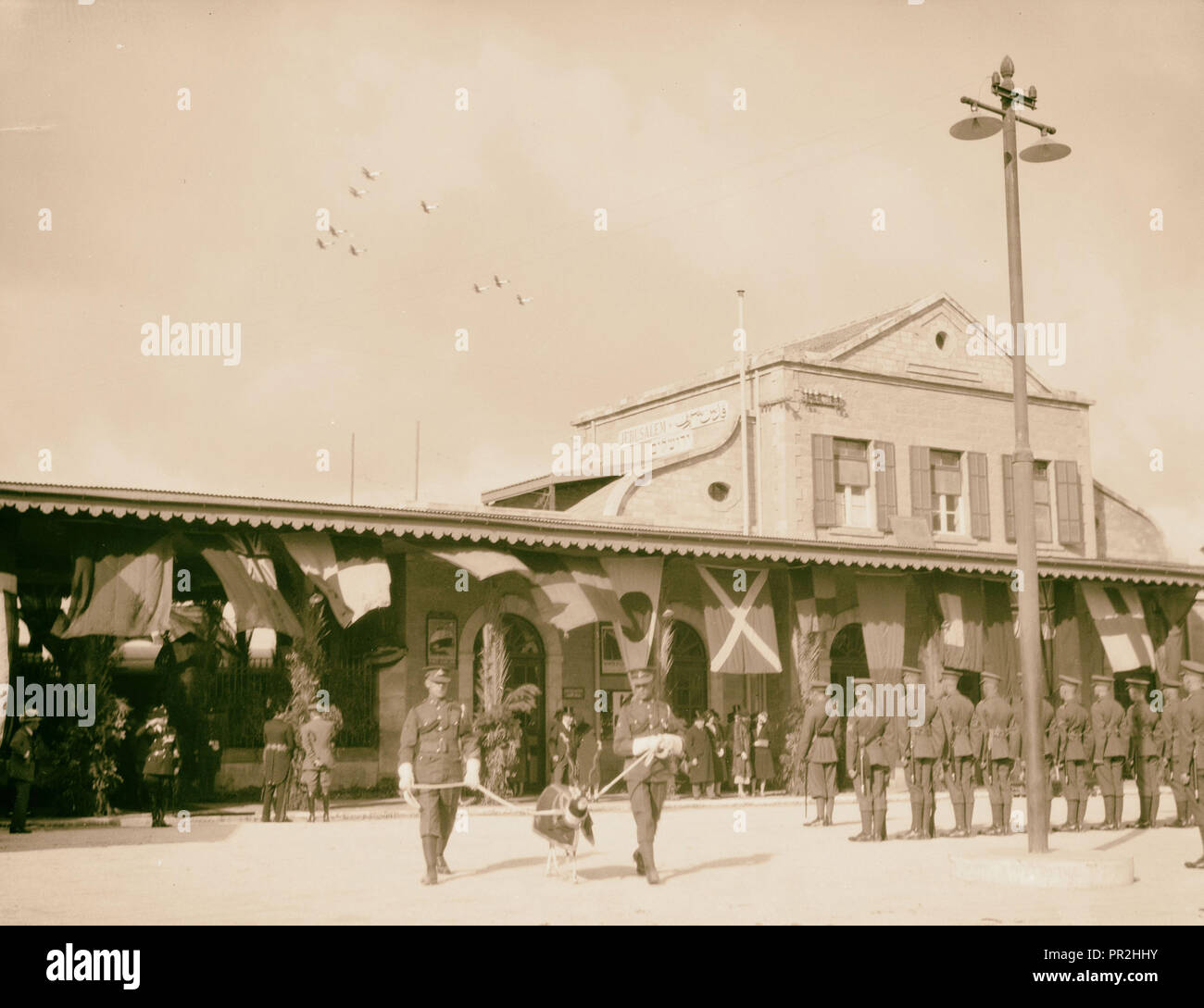 Arrival of Sir Arthur Wauchope as High Commissioner for Palestine, Nov ...