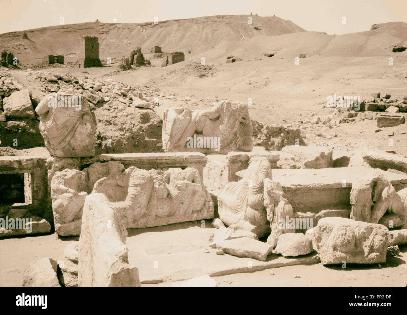 Palmyrene type hi-res stock photography and images - Alamy