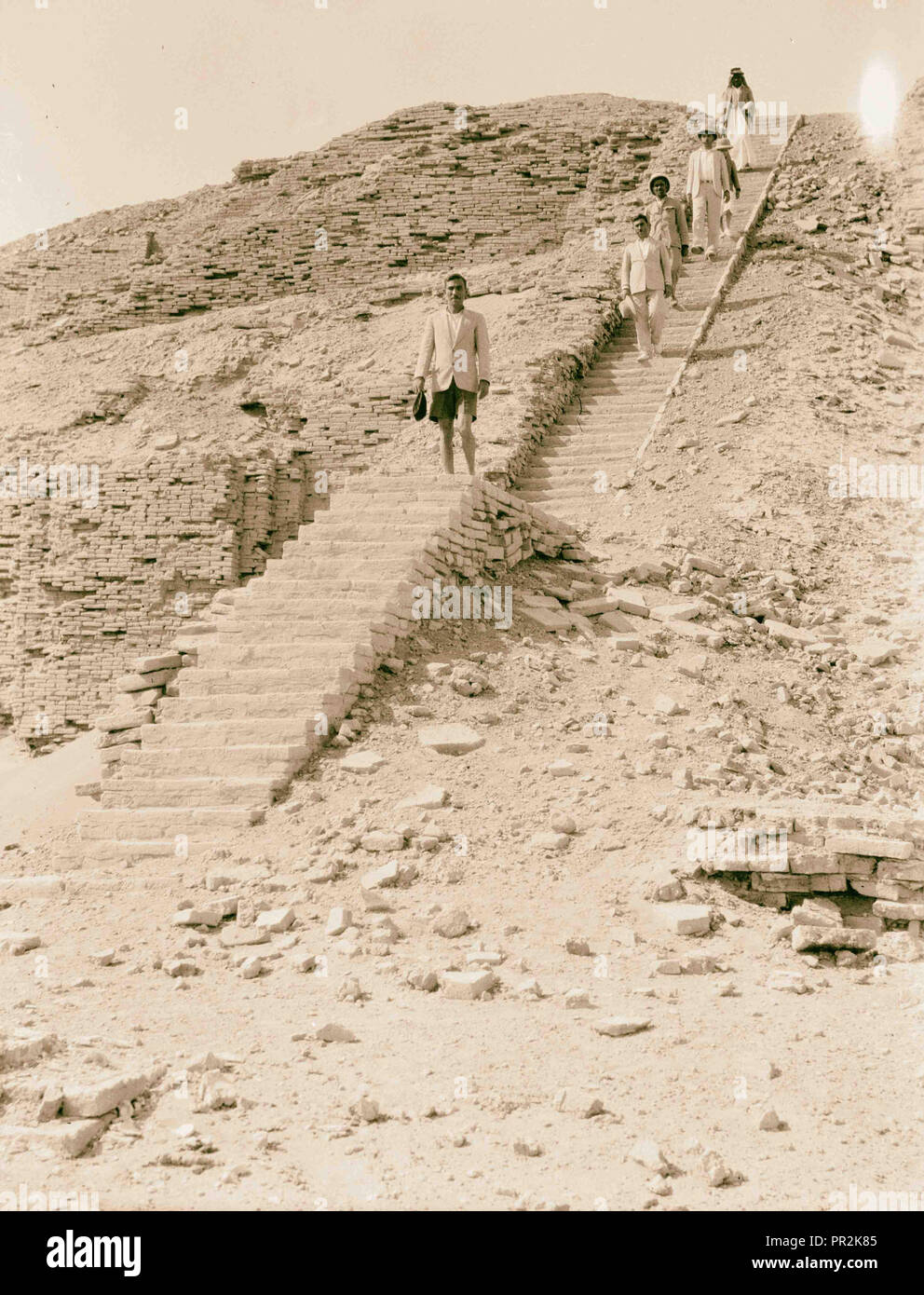 Ur of the chaldees hi-res stock photography and images - Alamy