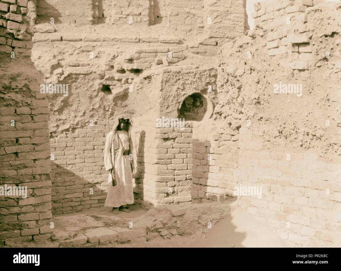 Iraq. Ur. (So called of the Chaldees). A neo Babylonian burial. Seen ...