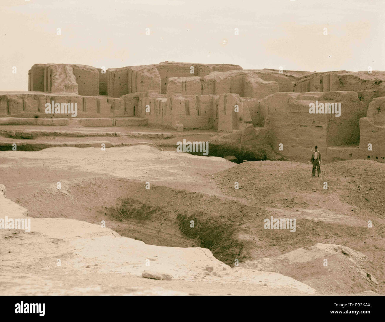 Iraq. Kish. (Tel-Uhaimir). The ruling city immediately after the deluge ...