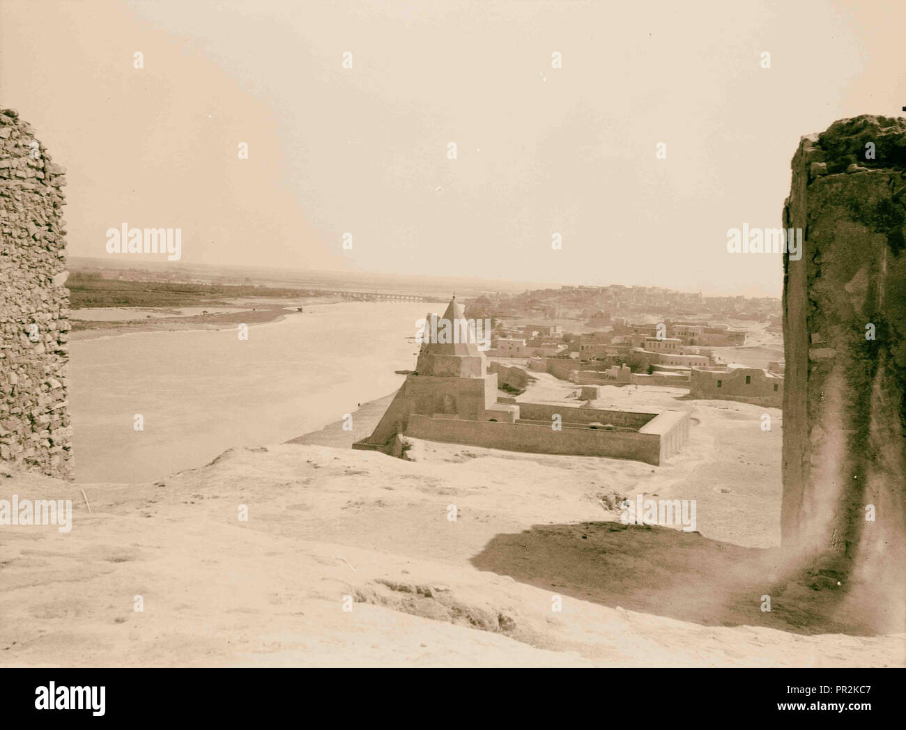 Iraq. Mosul. Sennacherib's castle. View from the castle looking south ...