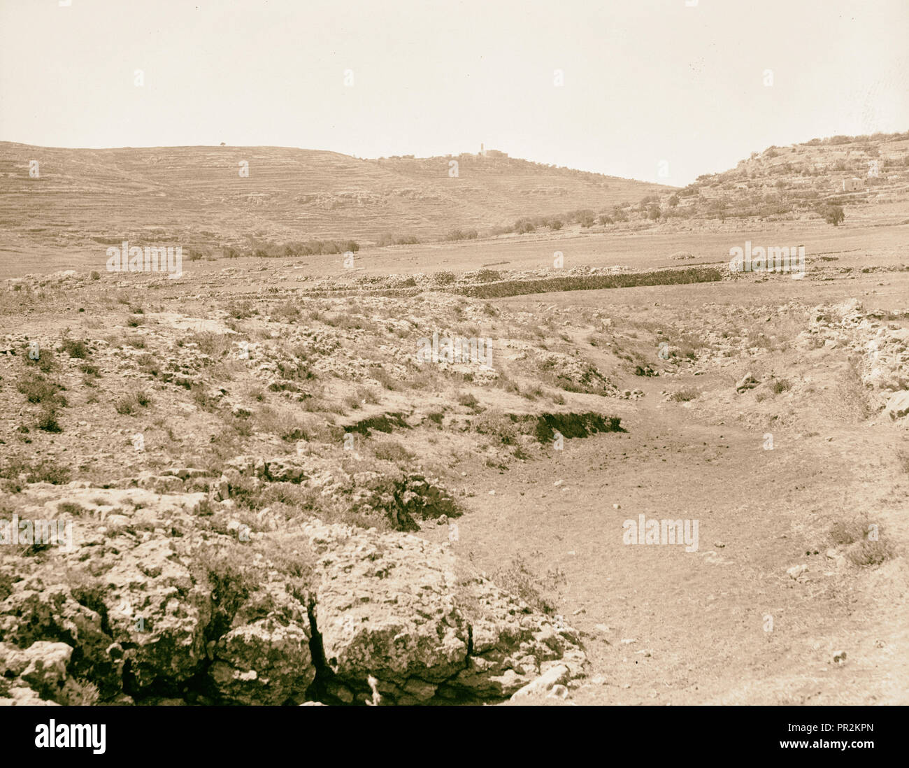 Neby Samuel (Mizpeh). 1934, Israel, Nebi Samwil Stock Photo - Alamy