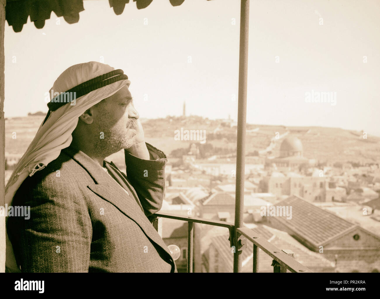 Muezzin prayer hi-res stock photography and images - Alamy