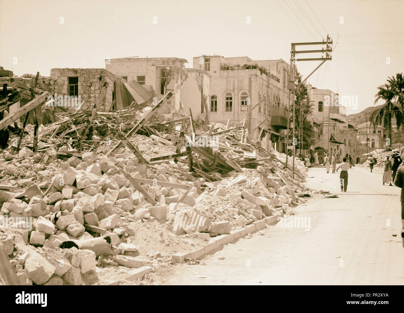 Dynamiting etc hi-res stock photography and images - Alamy