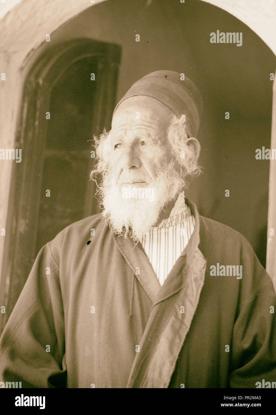 Rabbi Shlomo 1934, Israel Stock Photo - Alamy
