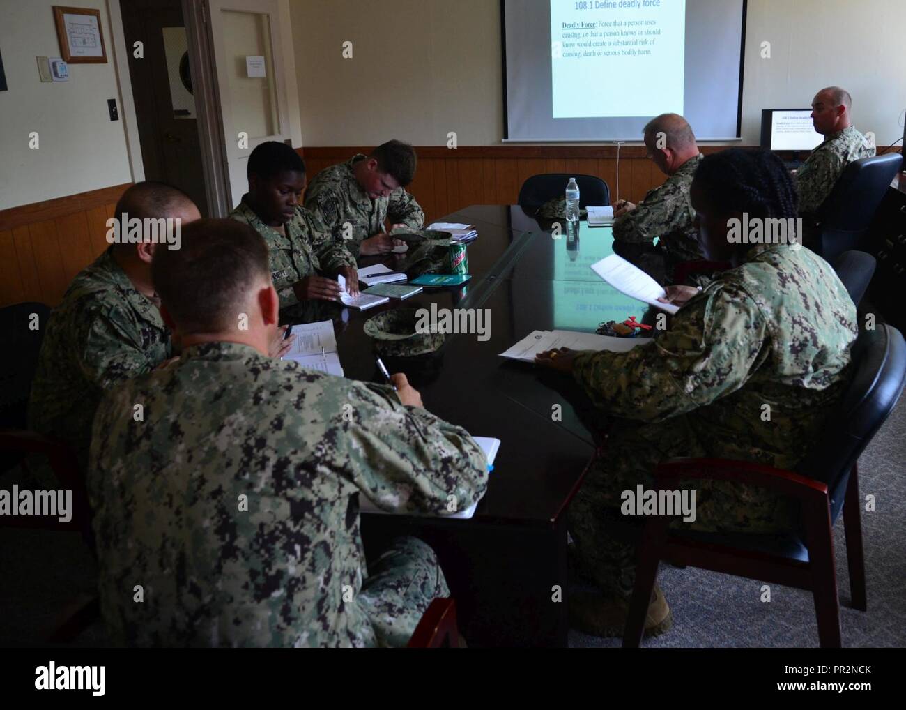 Navy enlisted expeditionary warfare specialist hi-res stock photography ...