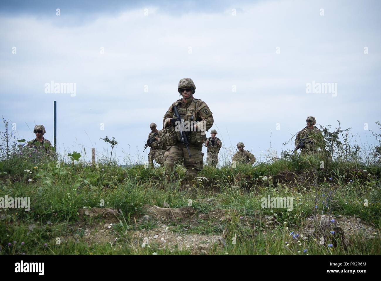 143rd infantry battalion airborne hi-res stock photography and images ...