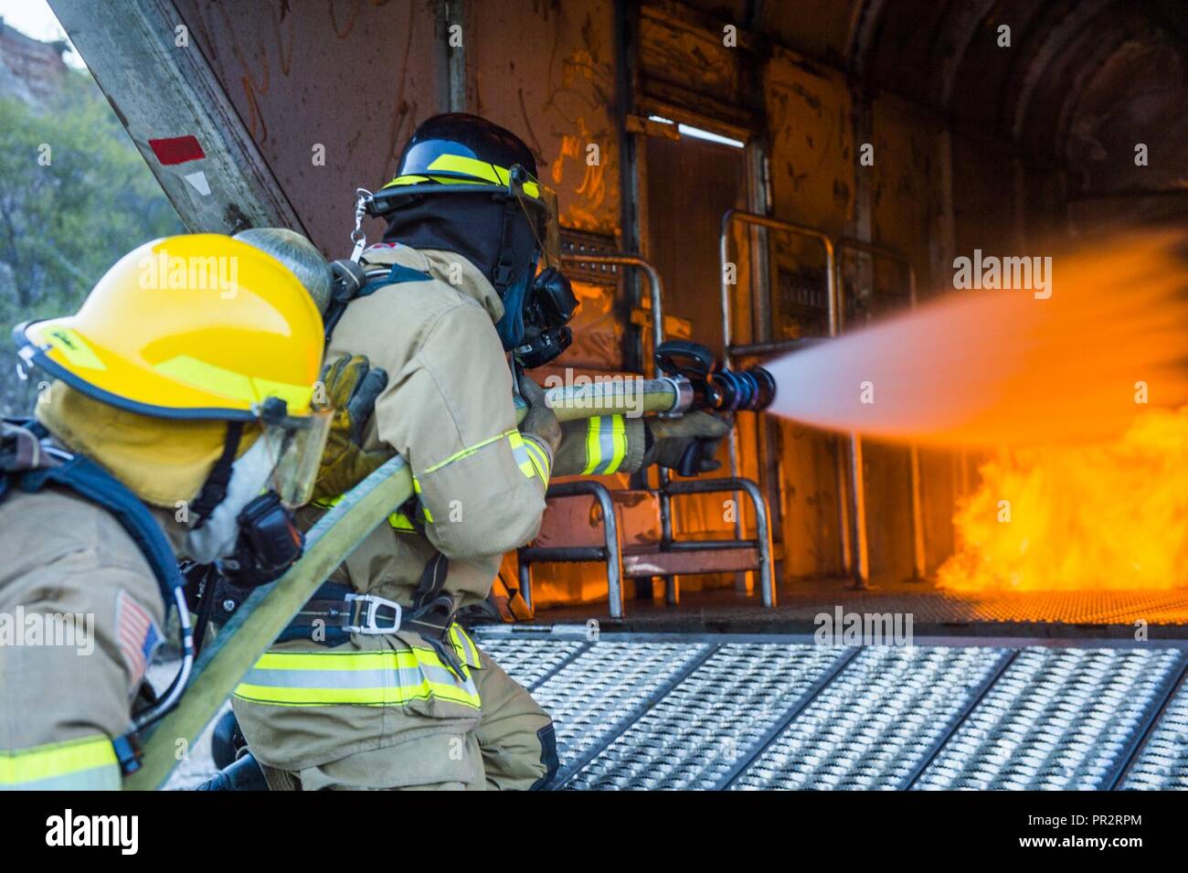 Deck landing device hi-res stock photography and images - Alamy