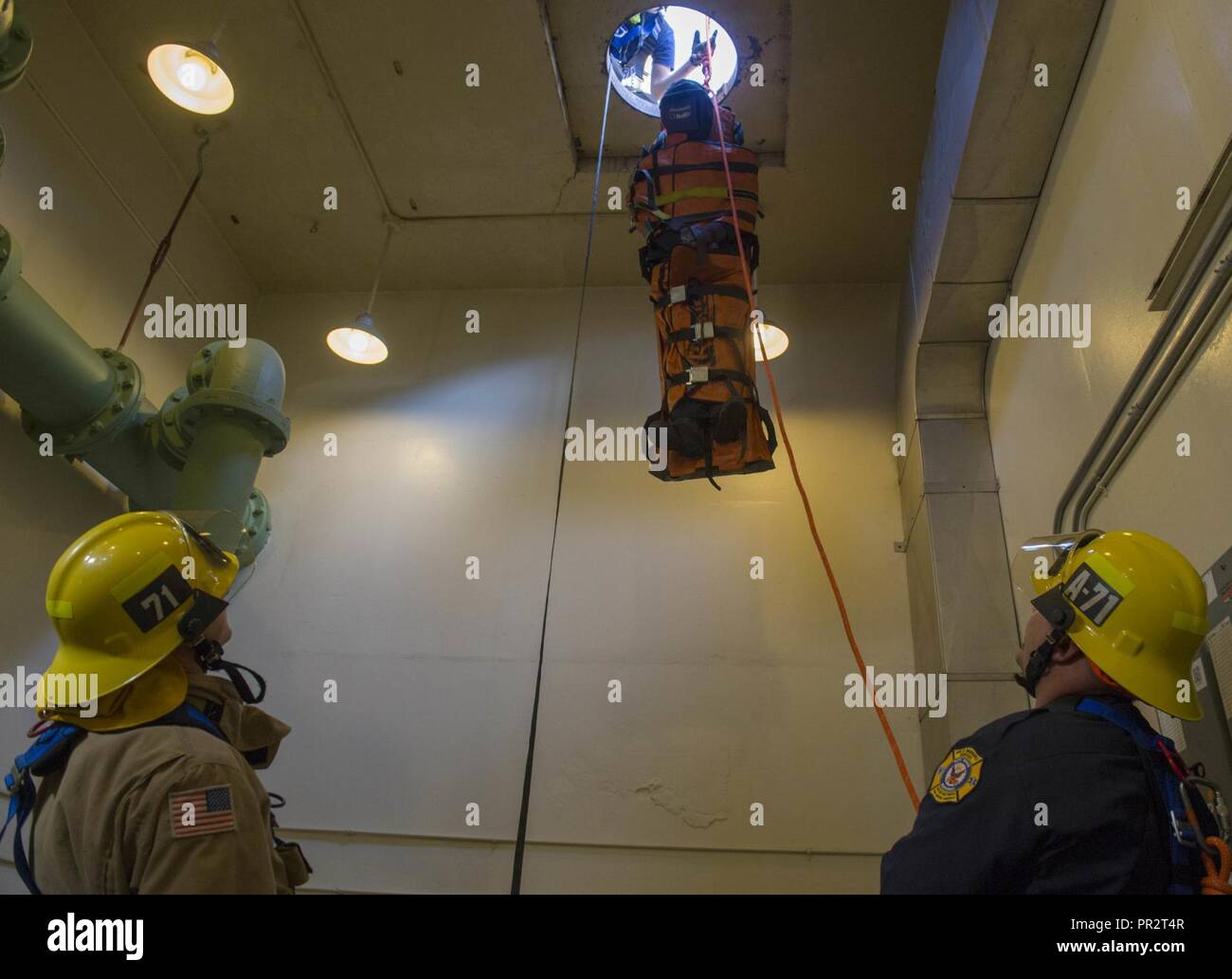 Citadel rumble earthquake drill hi-res stock photography and images - Alamy